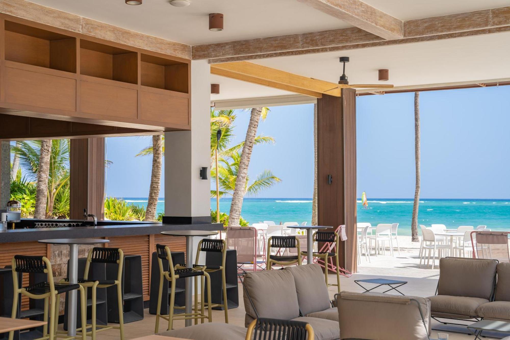 CARIBE CLUB PRINCESS BEACH RESORT & SPA PUNTA CANA - ALOJAMIENTO DE 4 ...
